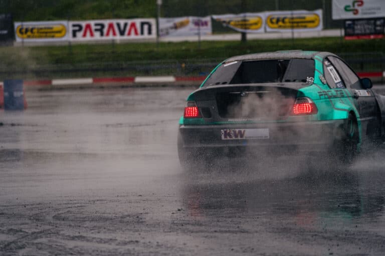 The Perfect Visual Aid For A Hydroplaning Crash Case | Fox-AE